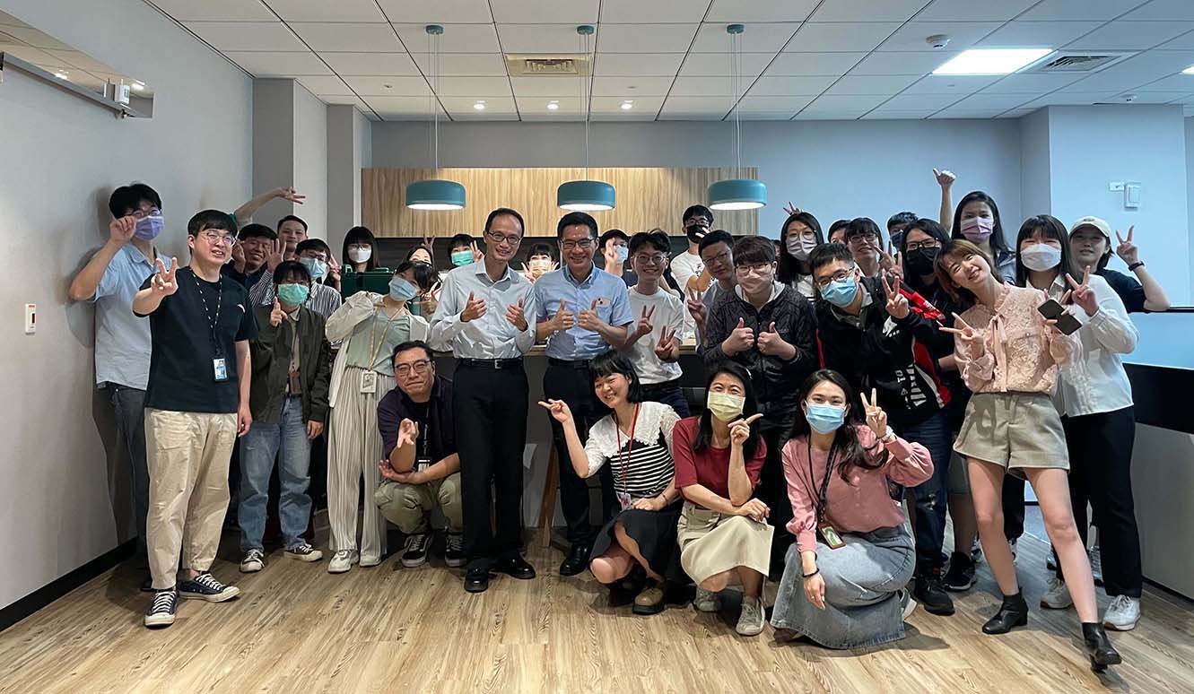 回首2023：團隊面臨更多不同的挑戰，雲端人資系統Femas HR帶領客戶體驗更不一樣的機遇｜鋒形科技